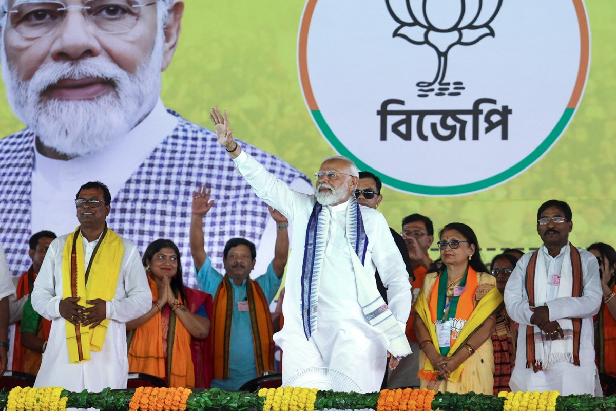 Questioning Equality: PM Modi Challenges TMC's Stance on Hindus ...